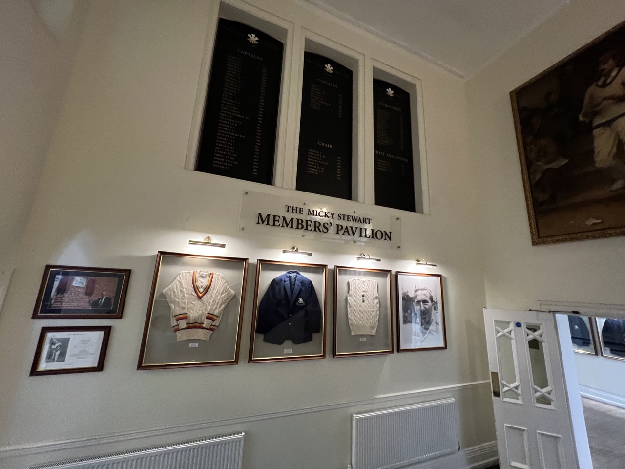 The Oval – Day at the Cricket (The Ashes) Review - r-eviews.com